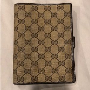 Women's Gucci Planner on Poshmark